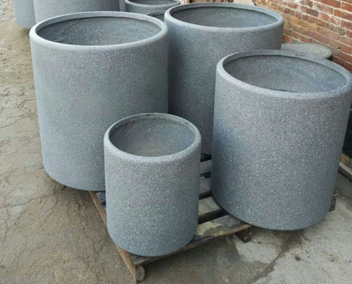 China Factory sales high strength waterproof durable outdoor stackable planter pot supplier