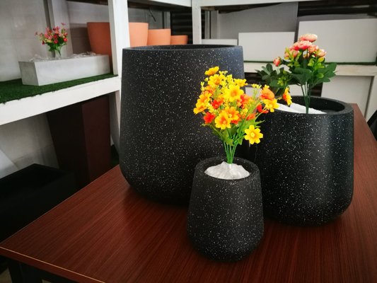 China Factory sales high strength waterproof durable outdoor fiber clay planter supplier